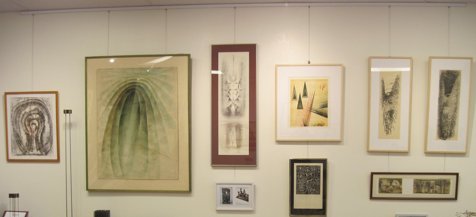 Museum Art Display Honoring Harry Bertoia – Gallery System Art Displays