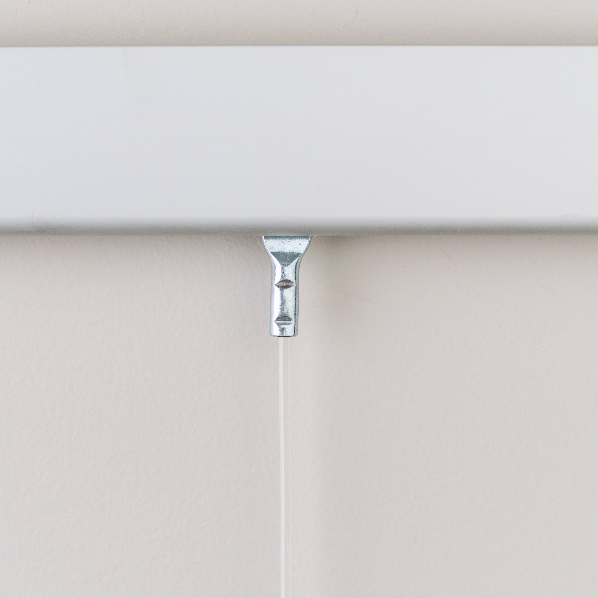 Gallery Hanging System and Picture Rail Hanging System Products ...